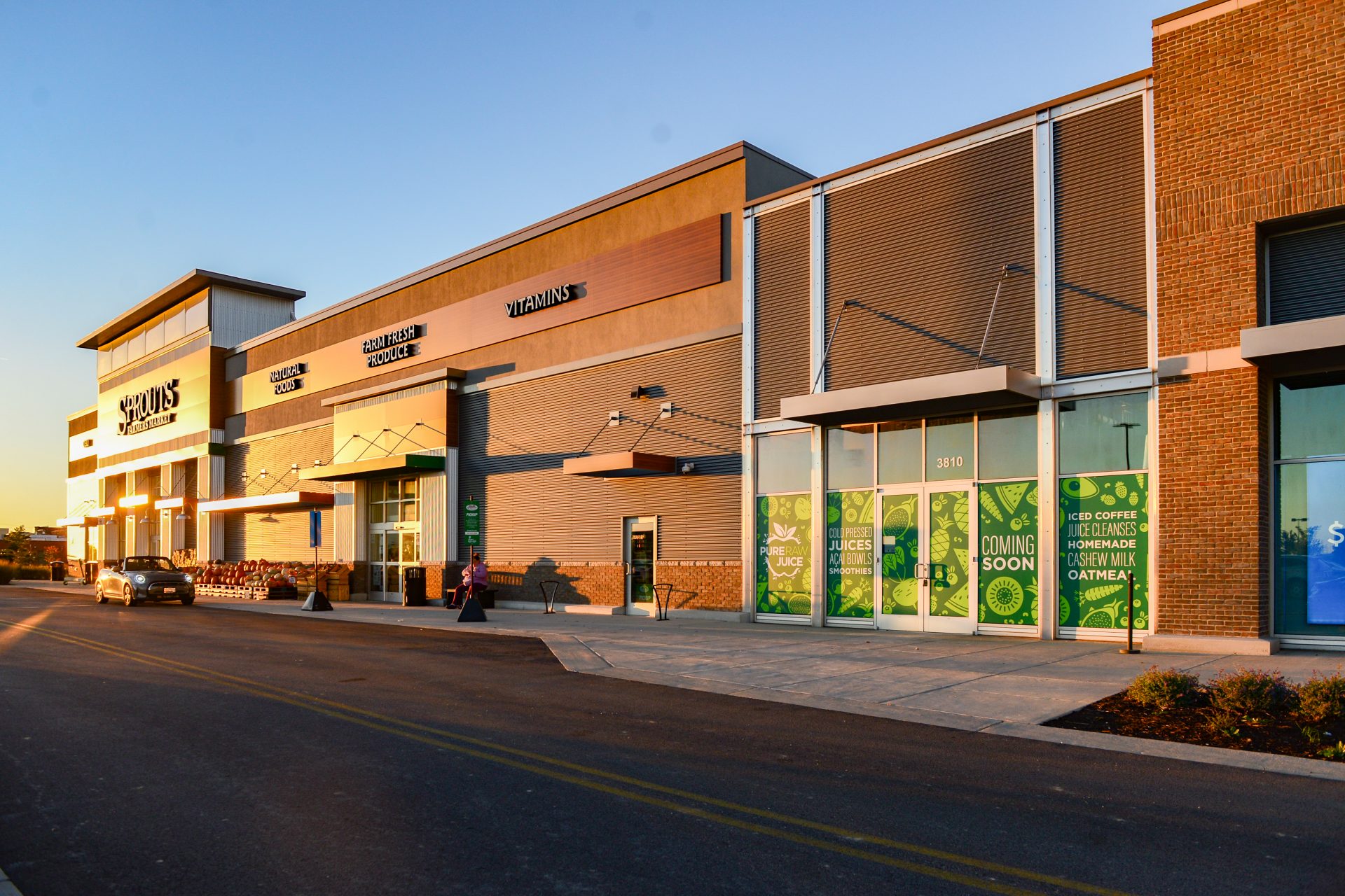 Pure Raw Juice is Coming Soon to Canton!